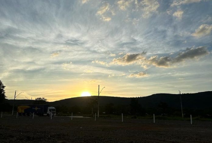 Solstício de inverno: entenda por que hoje é o dia mais curto e a noite ...